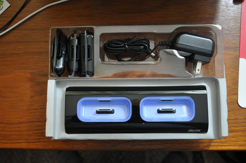 Dexim iPhone/iPod Dual Dock Charging Station Review - The Gadgeteer