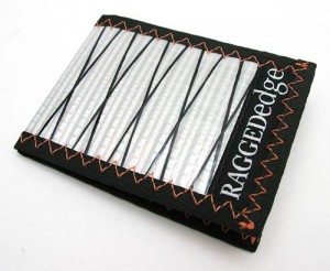 RAGGEDedge Gear Sailcoth Wallet Review - The Gadgeteer