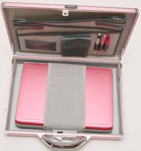 Mezzi Aluminum Laptop Briefcase Review - The Gadgeteer