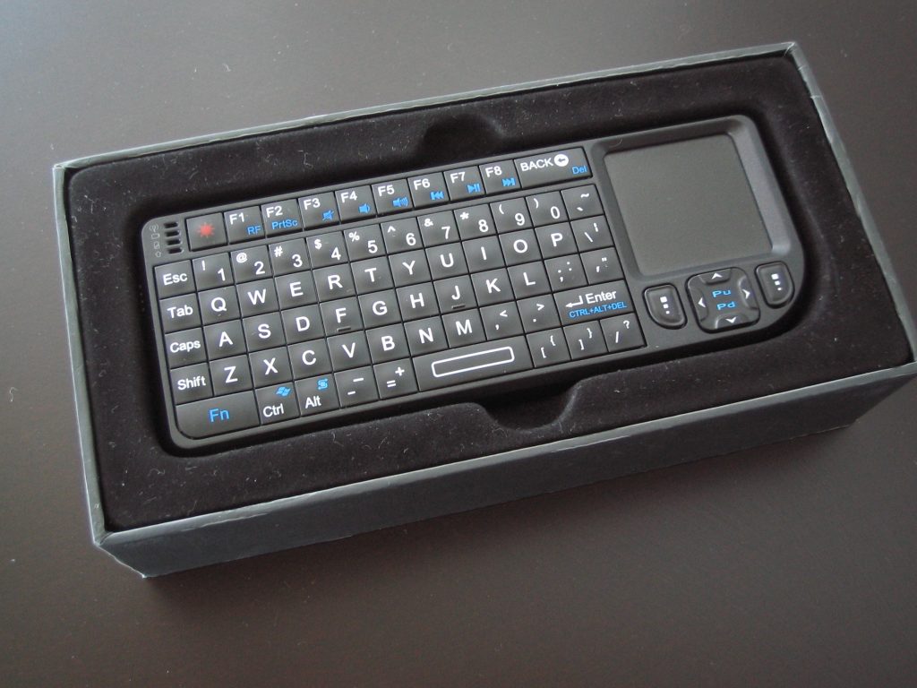 Magic-Pro Tiny Keyboard Review - The Gadgeteer