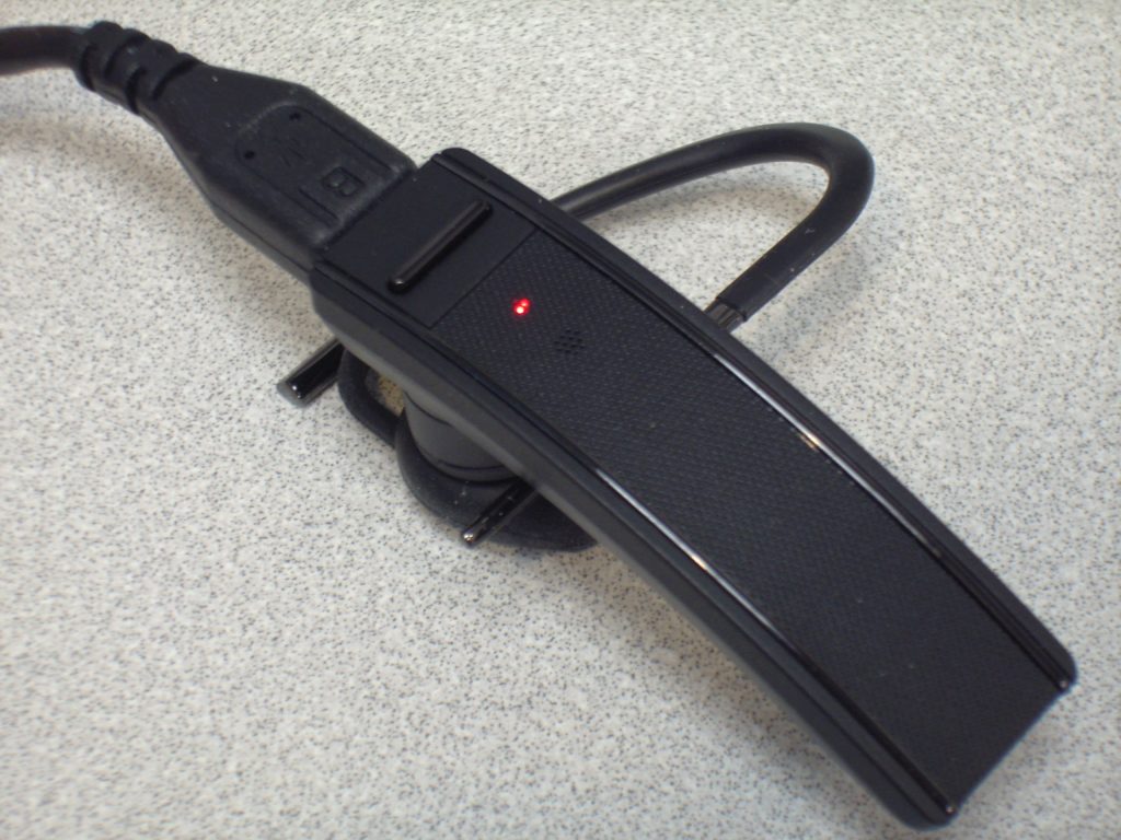 BlueAnt Q2 Bluetooth Headset Review - The Gadgeteer