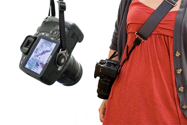 Camera Strap Buddy brings comfort on the cheap - The Gadgeteer