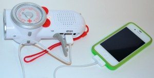 Eton Rover Self-Powered AM/FM/NOAA Weather Radio with Flashlight and ...