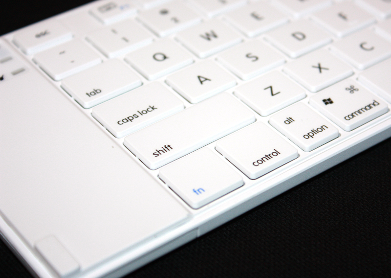 Eagle Tech Neptor ET-KB300BF-WH Foldable Bluetooth Keyboard for Tablets ...