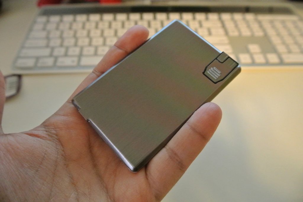 Super Slim Portable Battery with Flash Memory review - The Gadgeteer