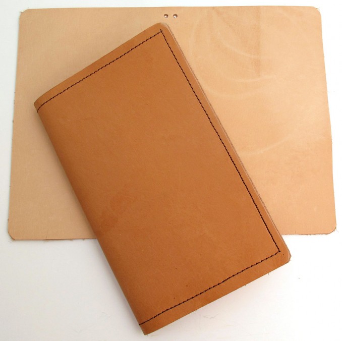 Make it yourself - Midori Traveler's style leather Moleskine Cahier or ...