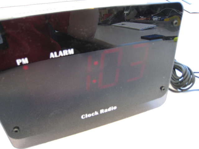 SleuthGear ZoneShield Night Vision SC8000 clock radio camera review ...