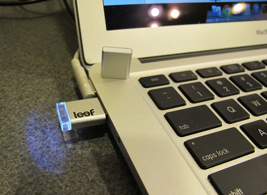 Leef Bridge USB Drive and Magnet USB 3.0 Drive review - The Gadgeteer