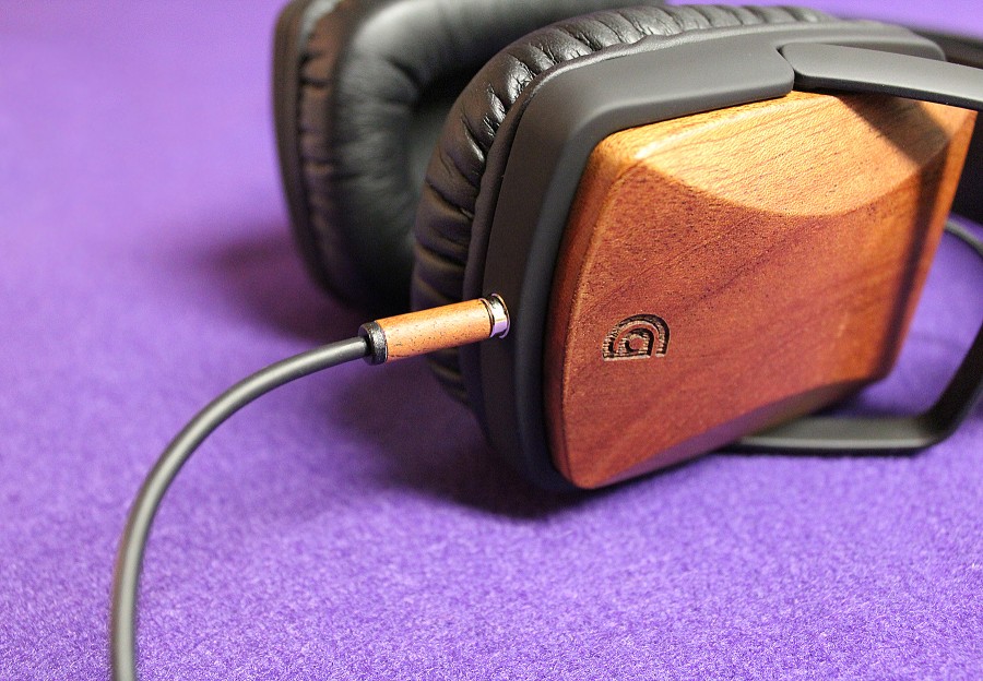 Griffin Technology WoodTones headphone review - The Gadgeteer