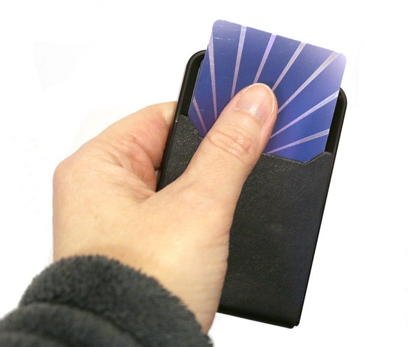 Grovemade Minimalist Wallet review - The Gadgeteer