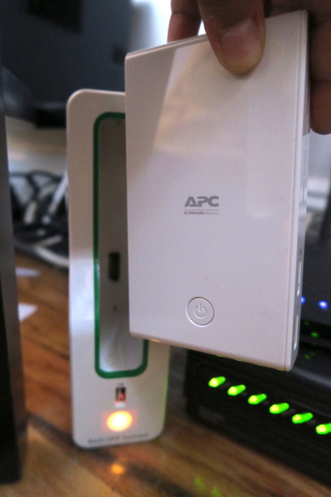 APC Back-UPS Connect BGE50ML and Mobile Power Pack Review - The Gadgeteer
