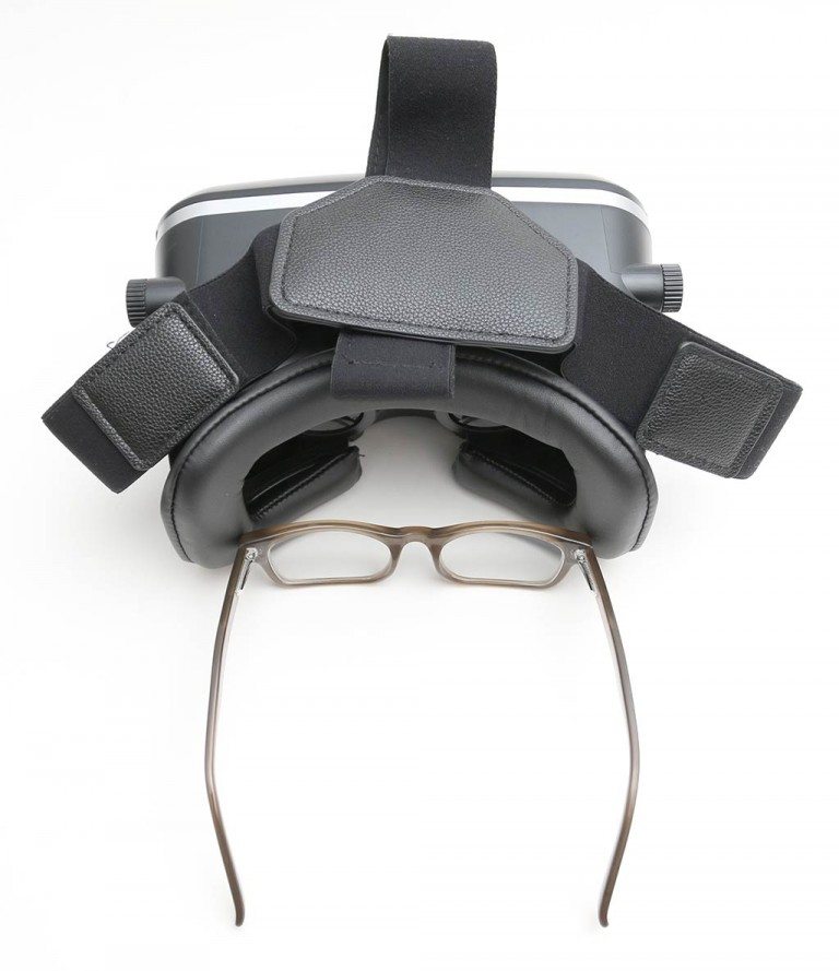VR Shinecon Virtual Reality Glasses review - The Gadgeteer