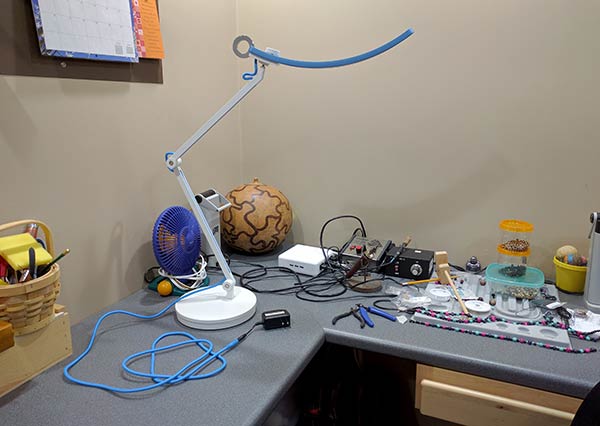 BenQ WiT e-Reading LED desk lamp review - The Gadgeteer