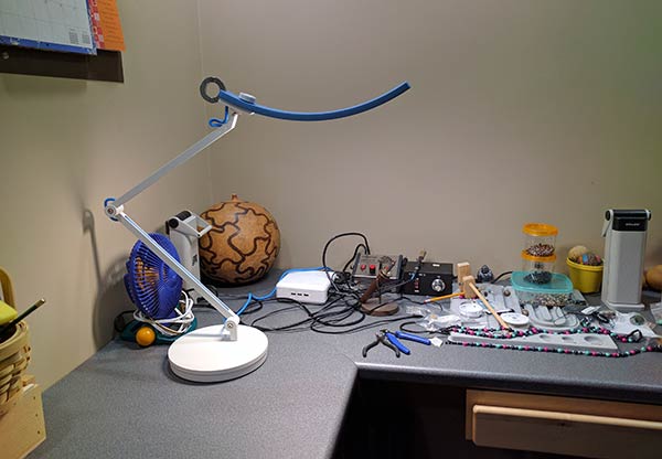 BenQ WiT e-Reading LED desk lamp review - The Gadgeteer