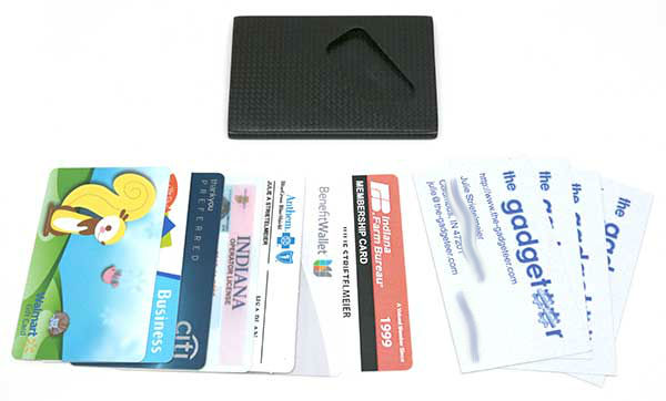 IDENTITY Card wallet review - The Gadgeteer