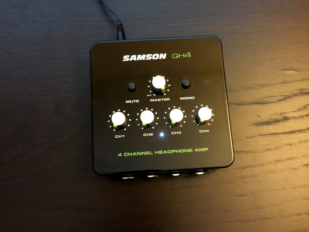 Samson QH4 4-channel headphone amplifier review - The Gadgeteer