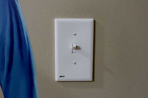 SnapPower SwitchLight review - The Gadgeteer