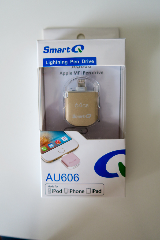 SmartQ Lightning pen drive review - The Gadgeteer