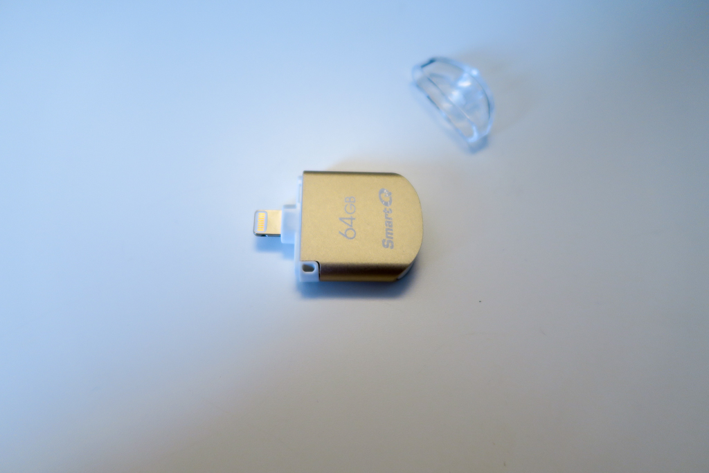 SmartQ Lightning pen drive review - The Gadgeteer