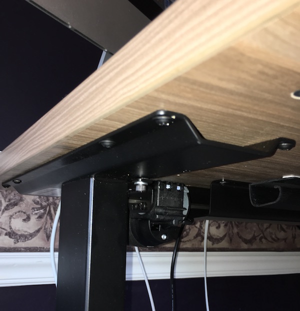 VertDesk V3 Electric standing desk review - The Gadgeteer