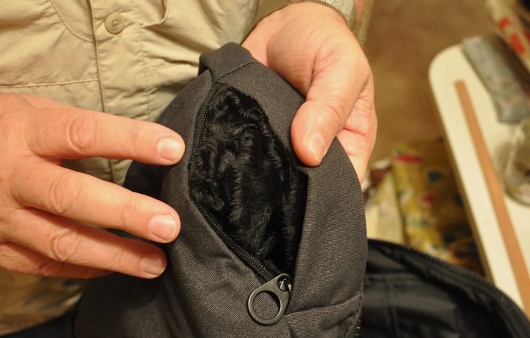 Incase Compass backpack review - The Gadgeteer