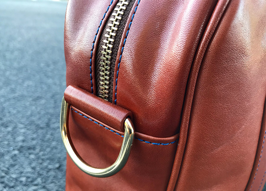 Danny P. Leather Messenger Bag review - The Gadgeteer