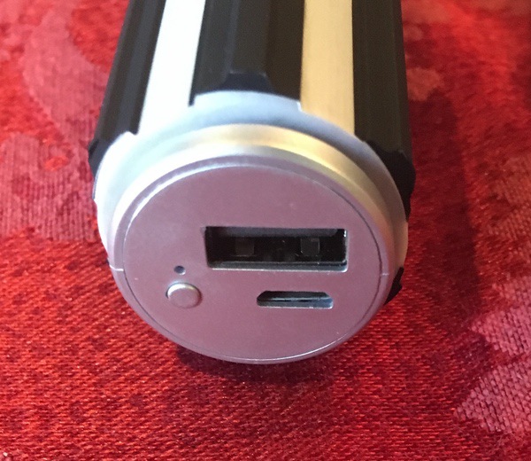 Star Wars - The Last Jedi Portable Battery Charger With Laser Pointer ...