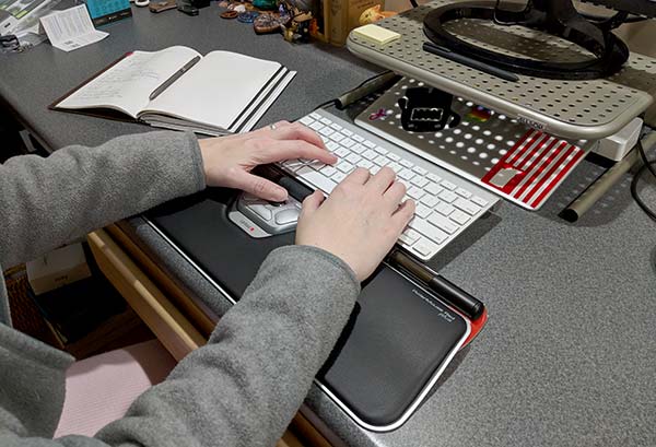 Contour Design RollerMouse Red plus ergonomic mouse review - The Gadgeteer