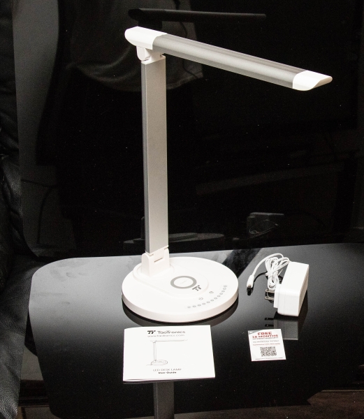 TaoTronics LED Desk Lamp with Fast Wireless Charger review - The Gadgeteer