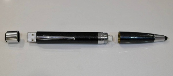 The ChargeWrite is a pen and stylus with a built-in backup battery ...
