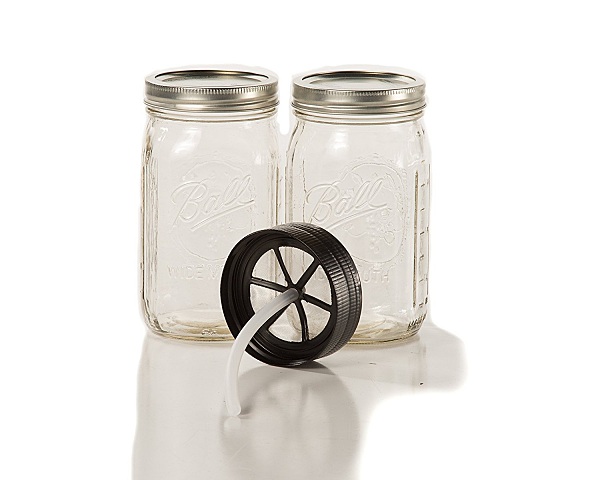 With the Bruw you can use mason jars to make delicious cold brew coffee ...