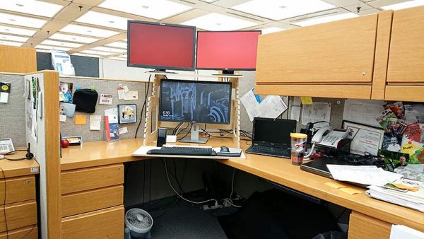 Well Desk Double Monitor standing desk review - The Gadgeteer