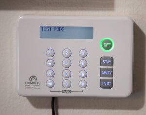 LifeShield DIY Home Security System review - The Gadgeteer
