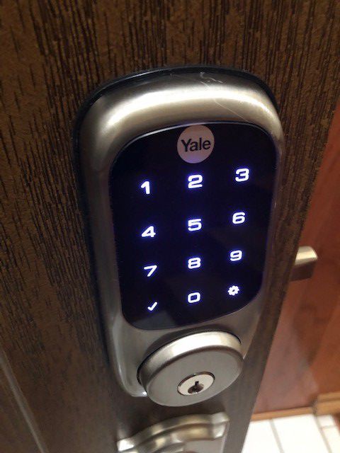 Yale Assure Connected by August Touchscreen Smart Lock YRD226 review ...