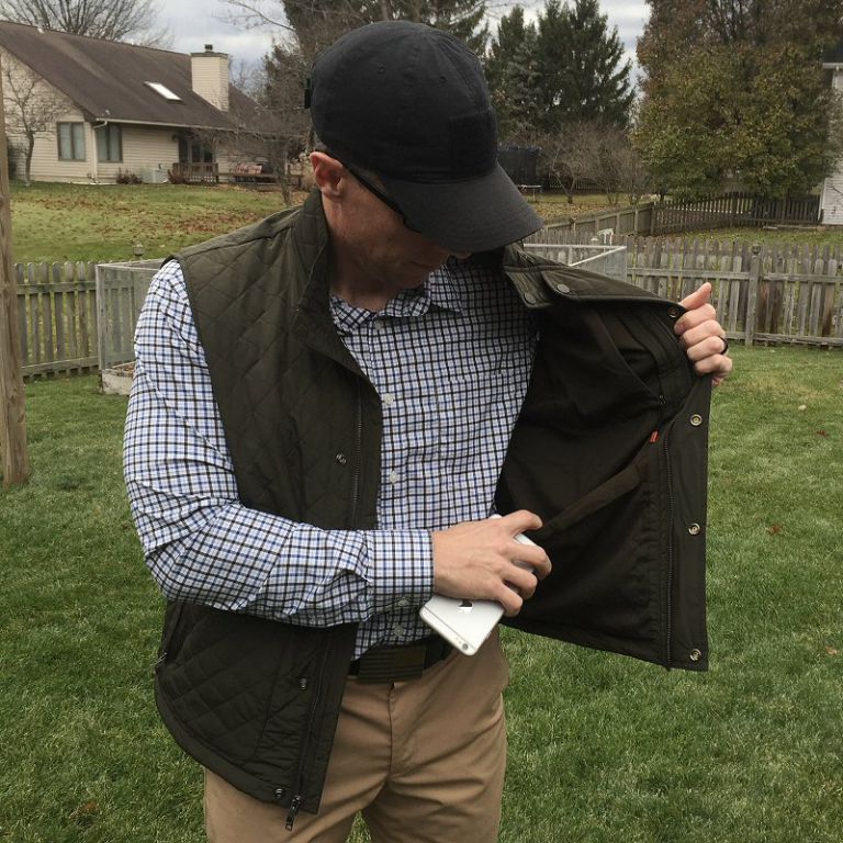 Bluffworks Horizon Quilted Vest review - The Gadgeteer