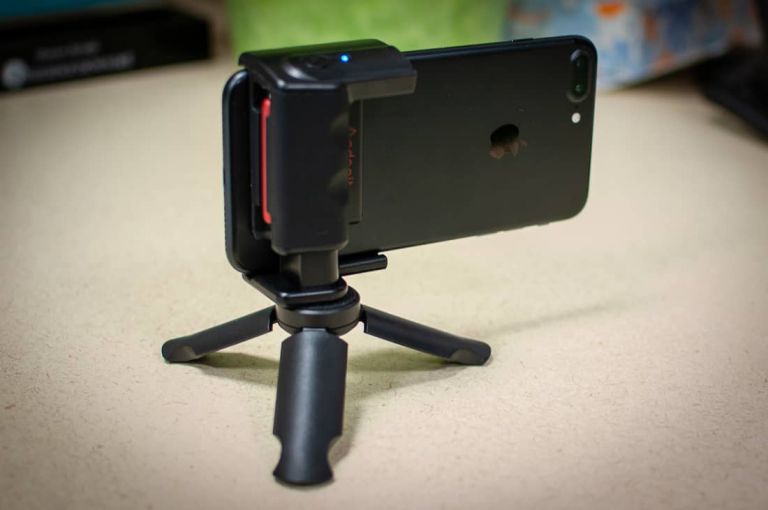 Adonit PhotoGrip Smartphone Camera Grip review - The Gadgeteer