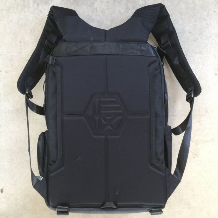 Hex Brand Ranger Clamshell DSLR Backpack review - The Gadgeteer
