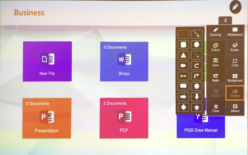 PIQS Q1 LCD projector review - The Gadgeteer