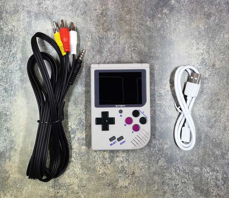 Bittboy Game Boy and NES handheld game console review - The Gadgeteer