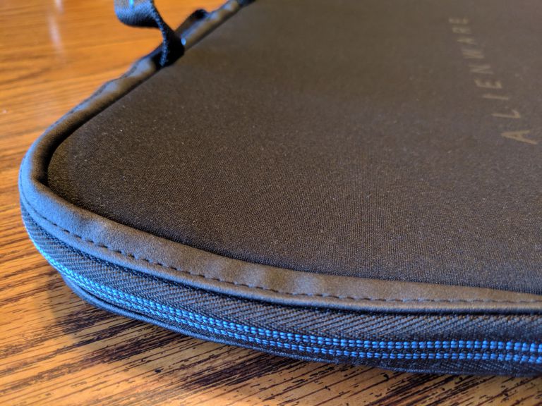 Mobile Edge Alienware Vindicator 2.0 Backpack and Neoprene Sleeve ...