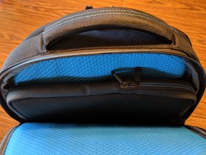 Mobile Edge Alienware Vindicator 2.0 Backpack and Neoprene Sleeve ...