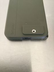 SNAP! Grip Bluetooth Shutter Grip with Phone Case Review - The Gadgeteer