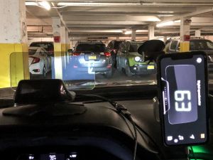 Hudway Cast heads-up car display review - The Gadgeteer