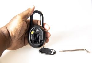 igloohome Smart Padlock review - The Gadgeteer