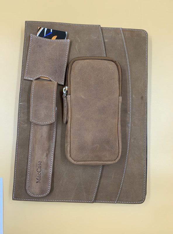 MacCase Premium Leather iPad Folio Case & Accessories review - The ...