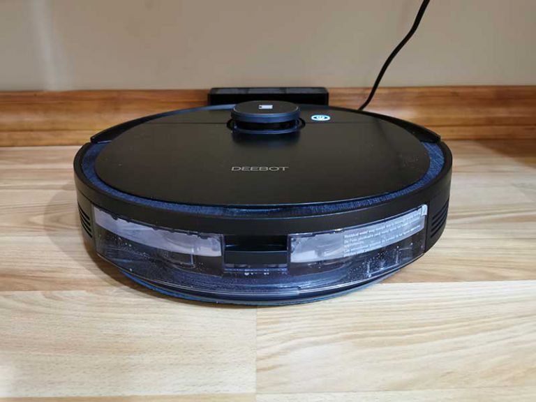 ECOVACS DEEBOT OZMO 950 vacuum and mopping robot review - The Gadgeteer