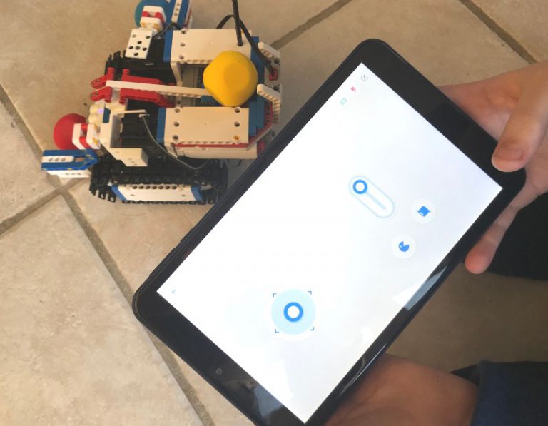 UBTECH JIMU Champbot robot building kit review - The Gadgeteer