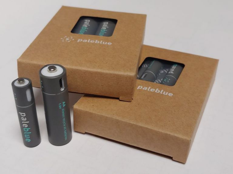 Pale Blue USB Rechargeable Lithium Battery review - The Gadgeteer