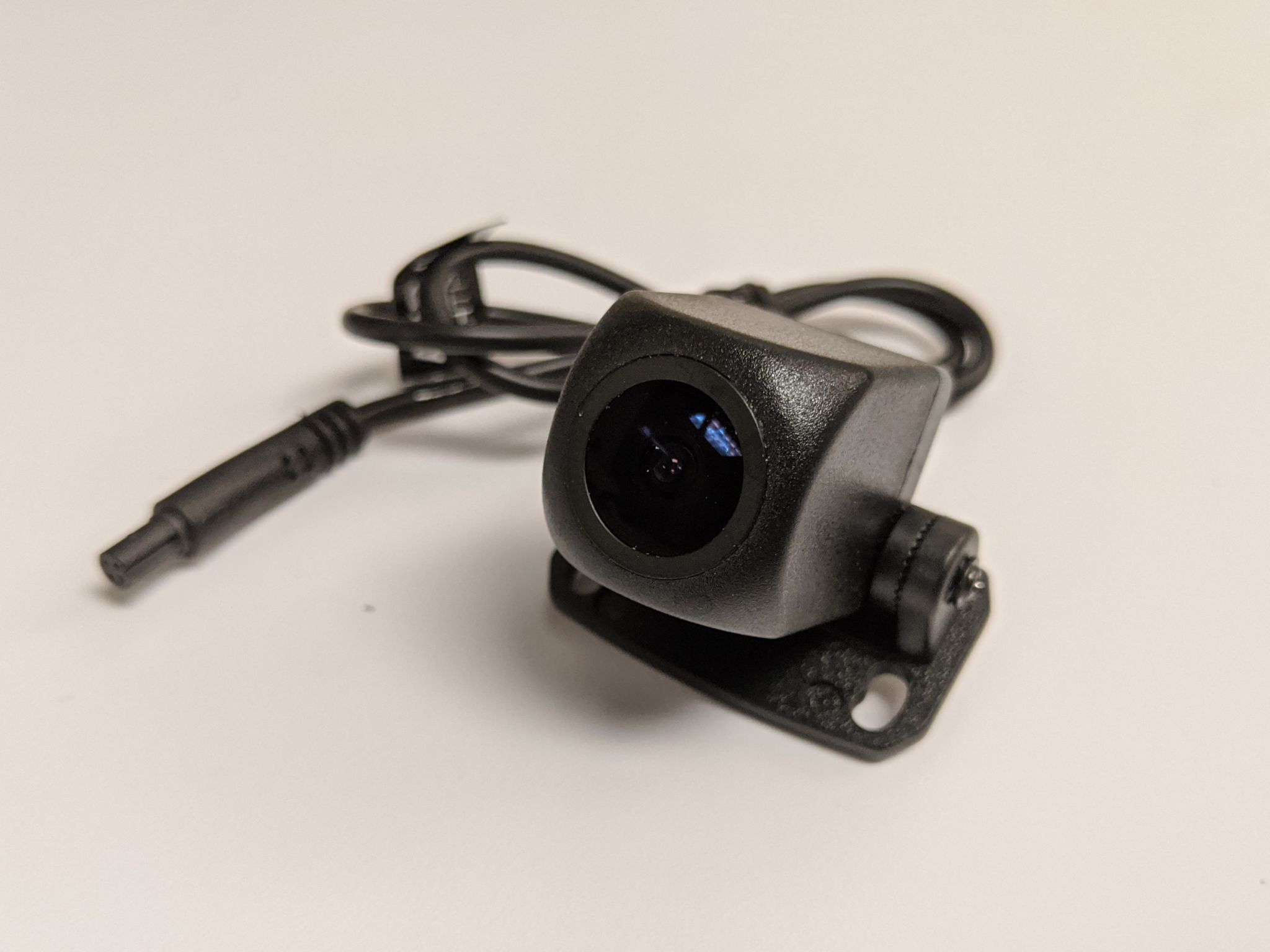 Acumen XR10 Digital Rearview Mirror review - The Gadgeteer