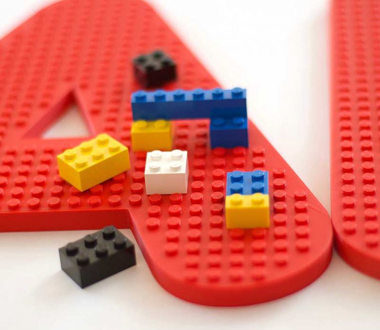 Decorate with LEGO - The Gadgeteer